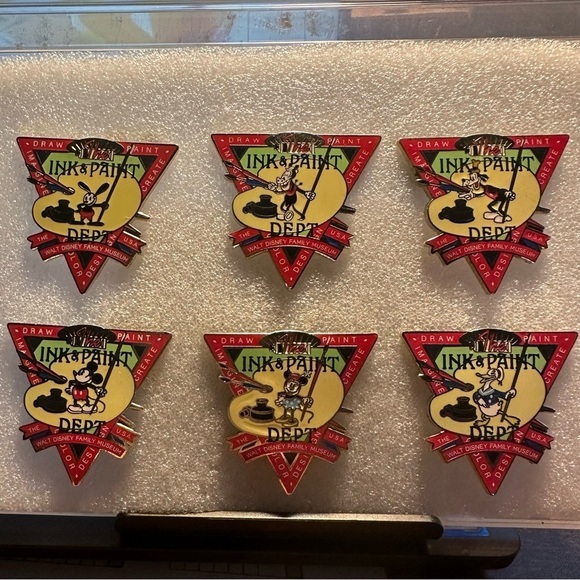 Disney | Design | Disney Collectible Pin Set Of 6 Walt Disney Family ...